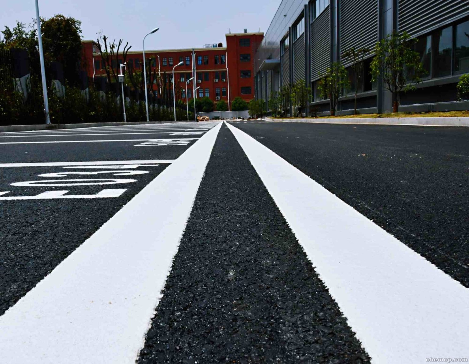 Marking of hot-melt road coatings to reduce costs and increase ...